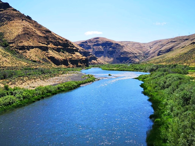 The John Day River &ndash; carving its masterpiece through the landscape with the patience only water and time can afford.