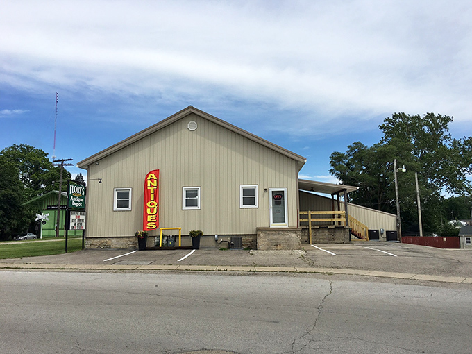 This unassuming storefront holds decades of American history, proving that the best discoveries often hide behind modest facades.
