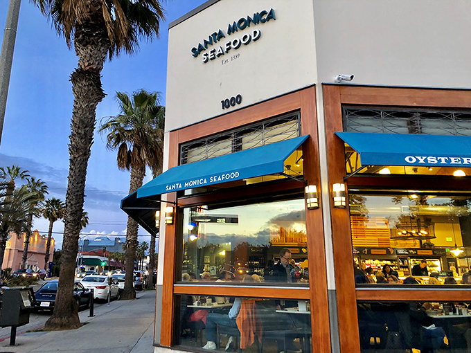 As dusk falls, Santa Monica Seafood glows like a lighthouse for the gastronomically adrift. Your stomach's North Star on Wilshire Boulevard.