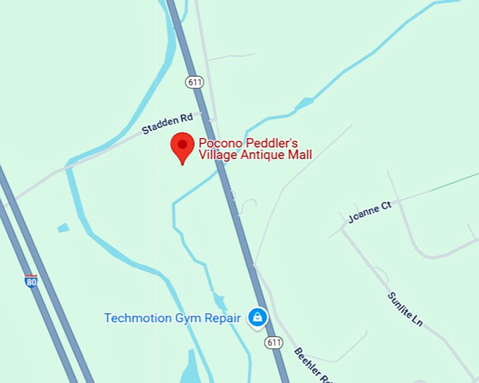 16. pocono peddler's village antique mall map