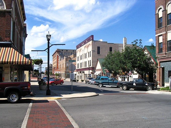 Downtown Anderson welcomes you with classic Midwest charm. Historic storefronts stand like friendly neighbors waiting for a chat.