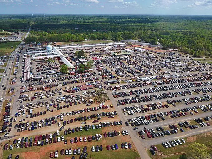 Aerial paradise! Anderson Jockey Lot sprawls like a bargain hunter's Disneyland, with more treasures than you can explore in one day.