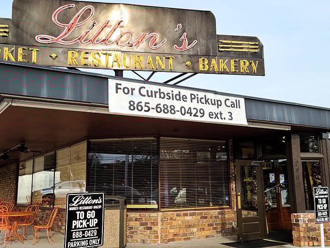 Litton's neon sign glows like a beacon for burger lovers. This Knoxville institution has been calling hungry Tennesseans home since before Instagram made food photos cool.