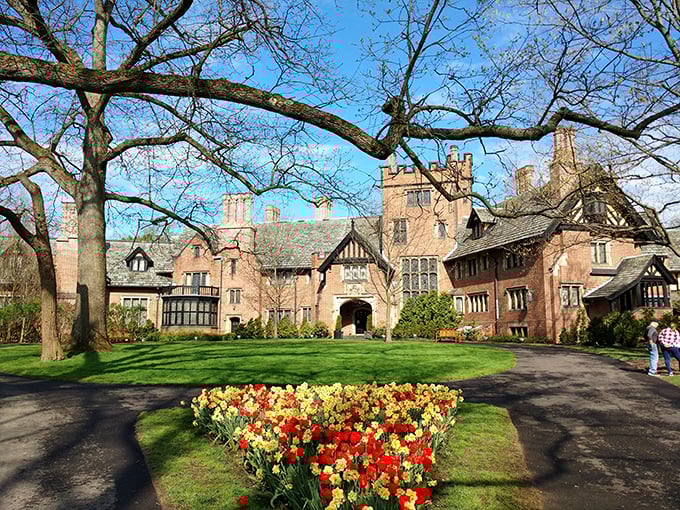 Stan Hywet's grand Tudor facade wouldn't look out of place in "Downton Abbey." The flowers are just showing off at this point!