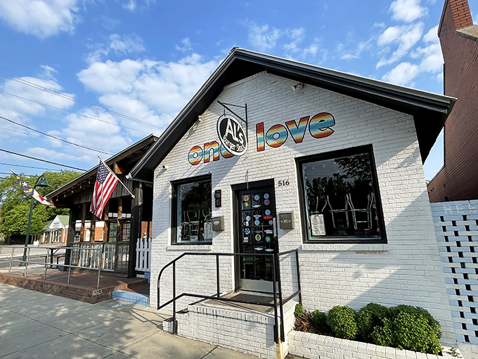 A little white brick building with big burger dreams. Al's sunny exterior hints at the flavor explosion waiting inside.