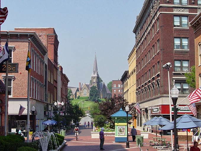 Where small-town charm meets mountain views. Cumberland's pedestrian mall offers a peaceful stroll through history without the big-city price tag.