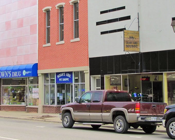 Downtown Effingham's classic storefronts tell stories of generations past while welcoming today's shoppers with small-town hospitality.