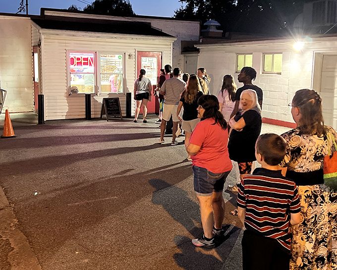 Night owls, rejoice! The line at Krumpe's after dark is like a secret society of donut devotees waiting for their sweet fix.