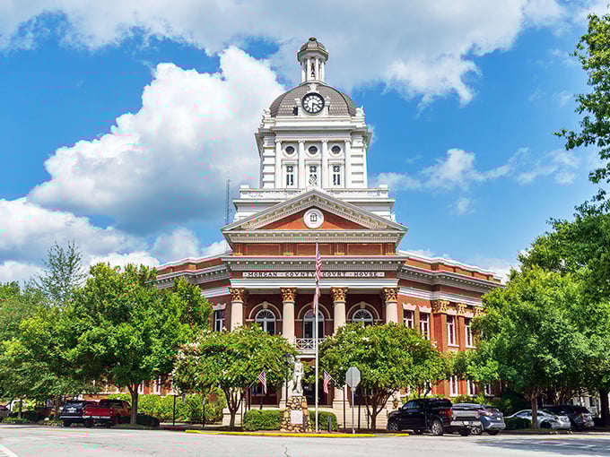 The Morgan County Courthouse stands proud in Madison, like a dignified southern gentleman overseeing the town square.