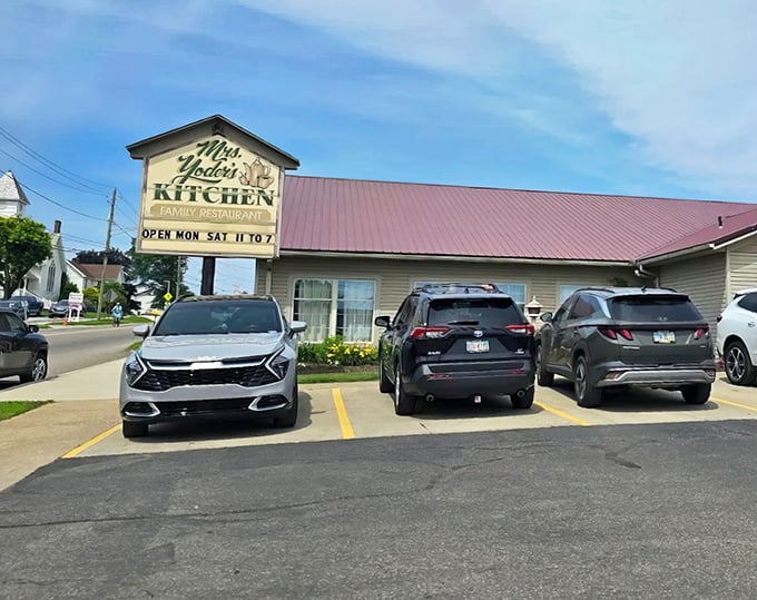 A busy parking lot at Mrs. Yoder's Kitchen &ndash; where locals know the best comfort food is worth every minute of the wait.