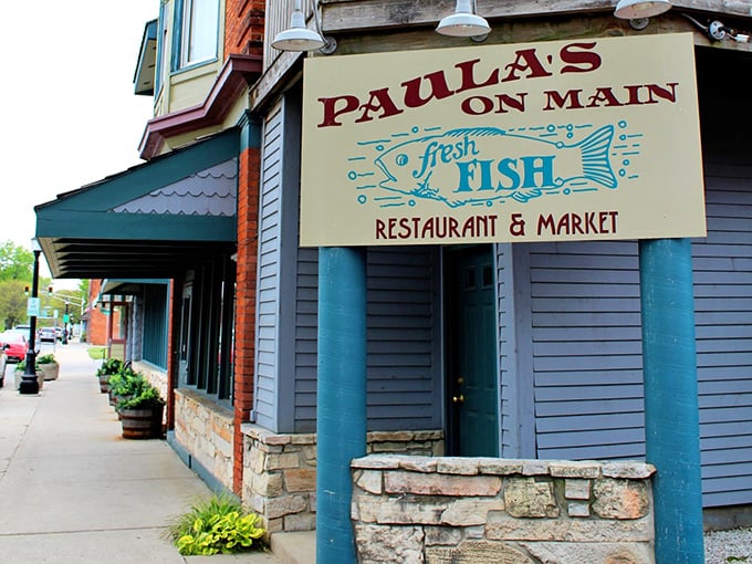 The sign says it all &ndash; "Fresh Fish" isn't just a promise at Paula's, it's their religion. Seafood this good in Indiana? Believe it.