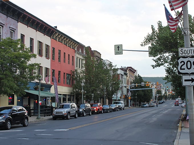 Pottsville's tree-lined streets invite leisurely strolls past well-preserved buildings. The kind of downtown where shopkeepers still remember your name and your coffee order.