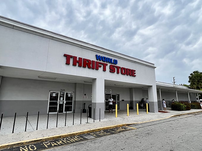 A thrifter's paradise hiding in plain sight. Behind those white walls lie mountains of possibilities and bargains galore.