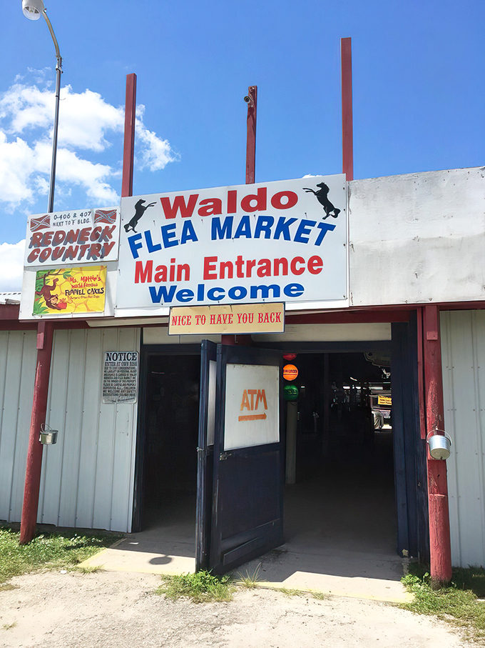 The entrance sign welcomes you back before you've even arrived &ndash; a bit presumptuous, but they're not wrong about wanting to return.
