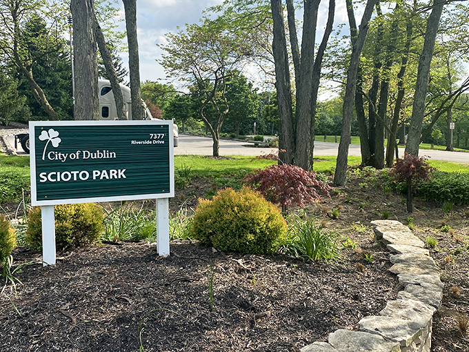 Dublin's shamrock-adorned welcome sign promises Irish charm, but Scioto Park delivers pure Ohio magic along the riverfront.