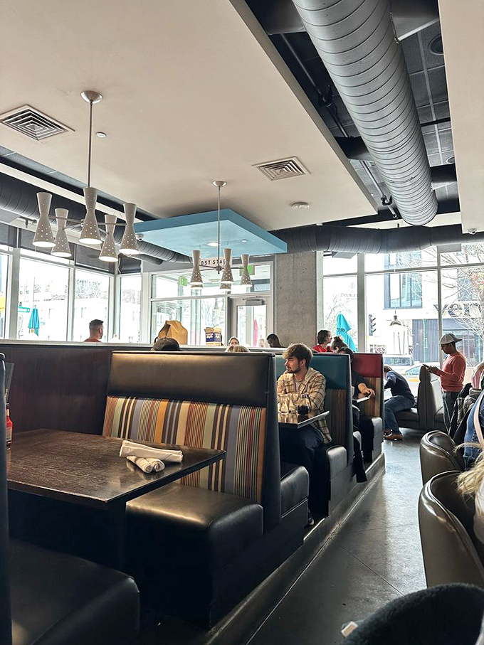 Retro-meets-modern in this light-filled dining room where strangers become friends united by the universal language of "pass the syrup."