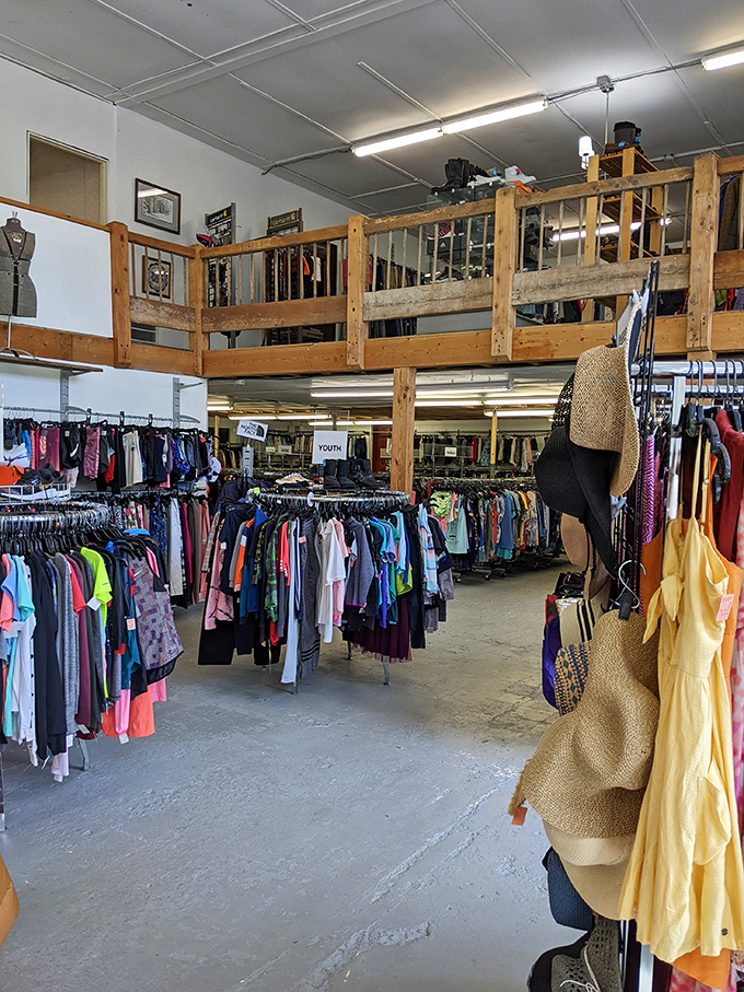 The clever two-level design maximizes browsing potential. Upstairs or downstairs, discoveries await around every corner.