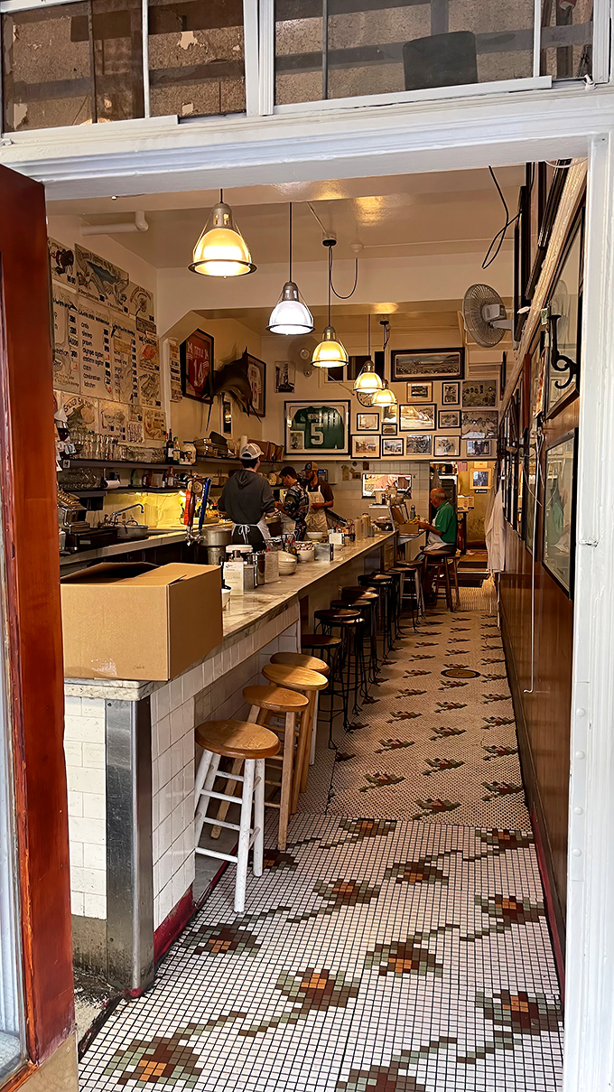 A narrow slice of seafood heaven. Swan's marble counter, wooden stools, and vintage tile floor have witnessed countless "first bite" epiphanies.