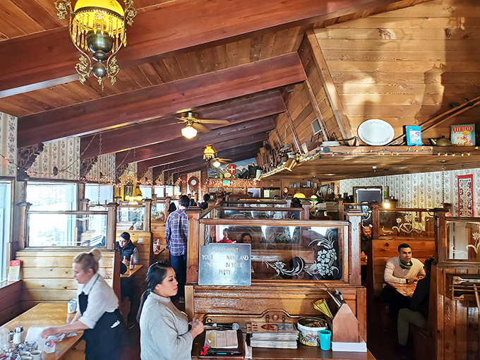 Wooden beams, vintage lamps, and that unmistakable buzz of happy diners&mdash;this is what breakfast paradise looks like in the mountains.