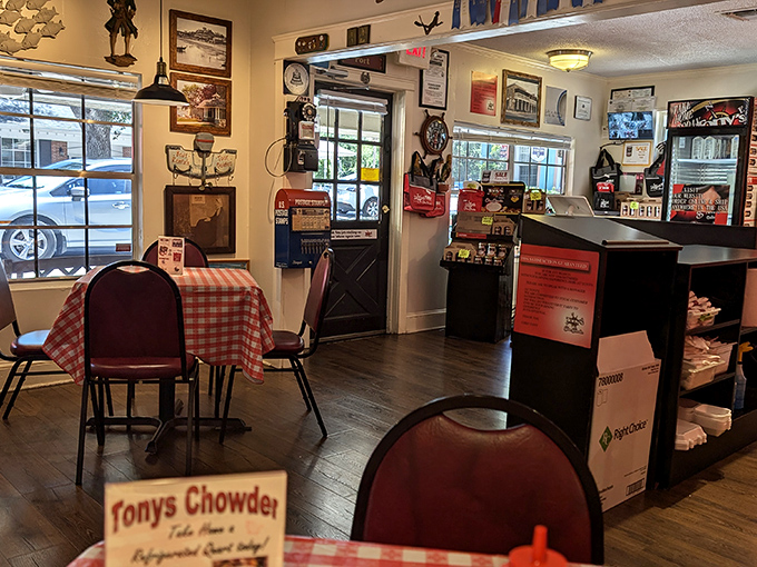 Nautical charm meets homestyle comfort inside Tony's, where every fishing net and ship wheel tells a seafood story.