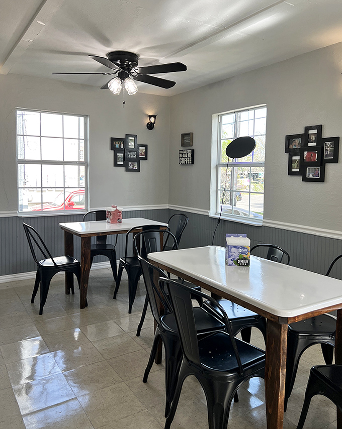 Simplicity at its finest. Clean lines, modern farmhouse vibes, and just enough seating to enjoy your gelato without rushing the experience.