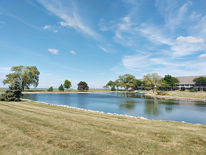 Mother Nature's infinity pool&mdash;where the inland lake reflects clouds that seem to be practicing their formations for the big sky show over Lake Erie. 