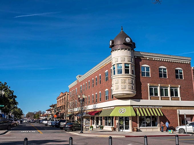 Sunshine, blue skies, and architecture with actual character. Main Street Paso feels like a movie set where the extras genuinely smile at you.