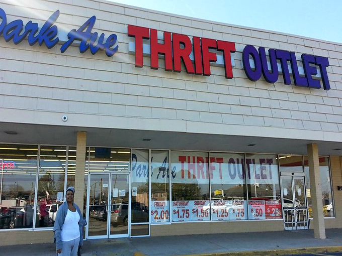 A colorful price breakdown by day welcomes treasure hunters, practically daring you to strategize your weekly visits.