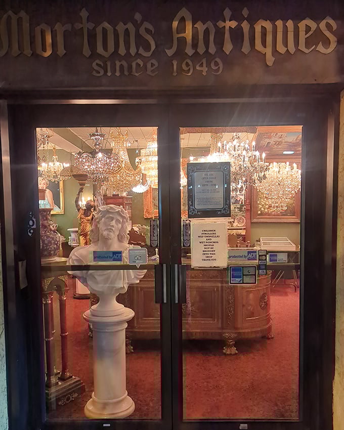 The entrance to Morton's feels like discovering the wardrobe to Narnia – if Narnia were filled with chandeliers and classical busts instead of talking lions.