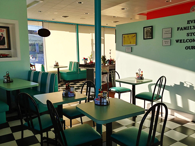 Classic checkered floors and turquoise booths create the perfect backdrop for your breakfast dreams. Eisenhower would approve of this decor.