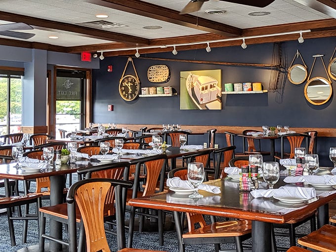 Navy blue walls adorned with nautical touches create the perfect backdrop for seafood feasts. Whoever said ambiance doesn't enhance flavor never dined here.