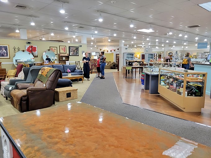 Classic diner magic unfolds inside Rudford's, where turquoise vinyl booths have witnessed countless first dates, family celebrations, and late-night philosophical debates fueled by endless coffee.