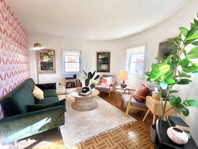 Mid-century modern meets whimsical fantasy in this curved living space. Who knew living inside footwear could be so stylish?