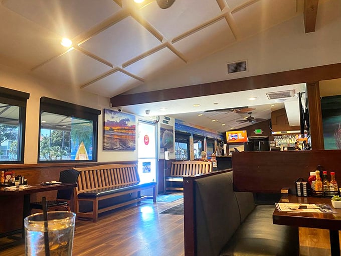 Inside, vaulted ceilings and surf-inspired d&eacute;cor create that perfect balance of beachy charm and cozy diner comfort.