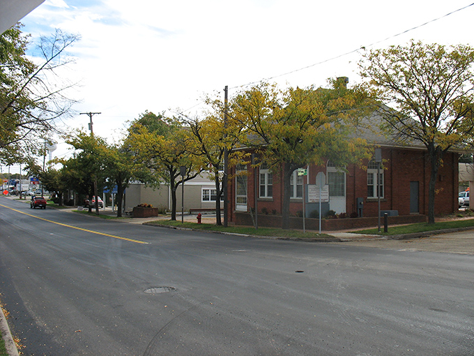 Tree-lined streets with historic buildings give Vermilion its small-town character – the kind that makes you want to slow down and stay awhile.