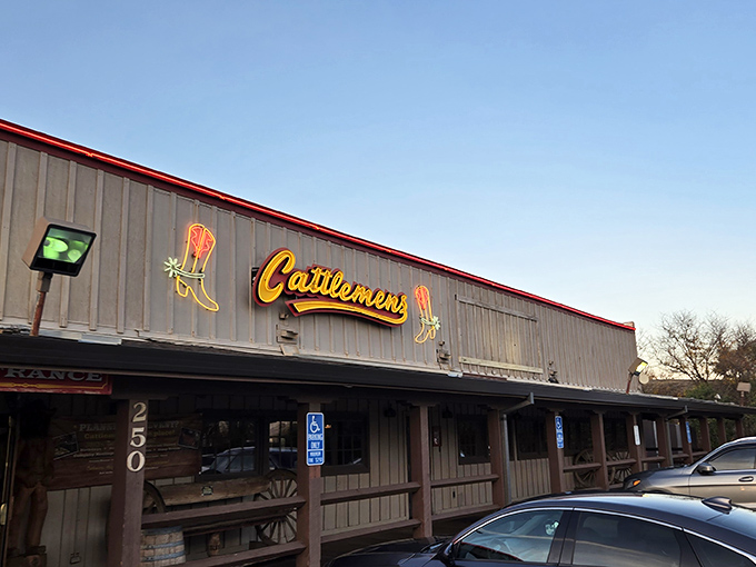 Cattlemen's embraces its Western roots so authentically you half expect John Wayne to mosey up to the bar.