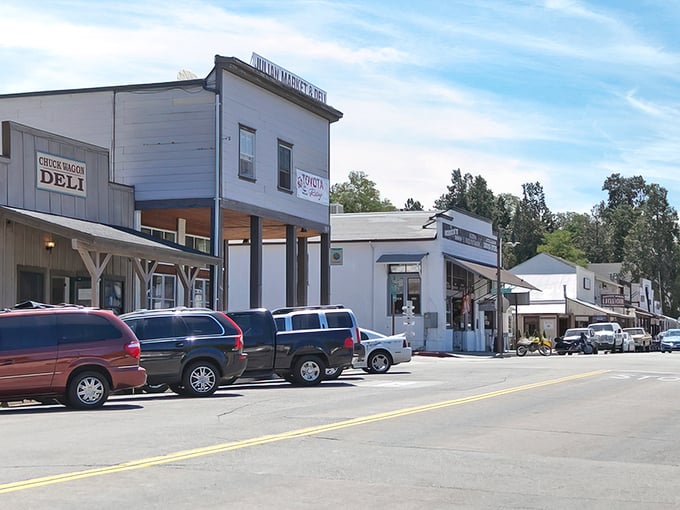 Julian's wild west charm comes with a side of apple pie. This main street deli is where locals gather for gossip and good eats.