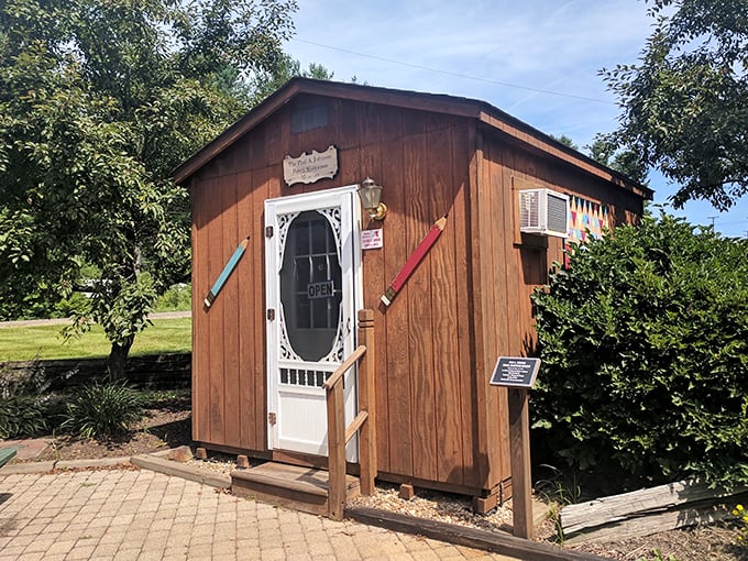 This unassuming wooden cabin houses thousands of pencil-sharpening treasures. Office supply enthusiasts, your Mecca awaits!