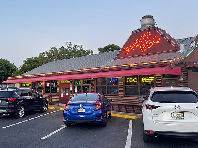 Shiver's neon sign glows like a barbecue beacon in the night, calling to smoke-seekers from miles around.