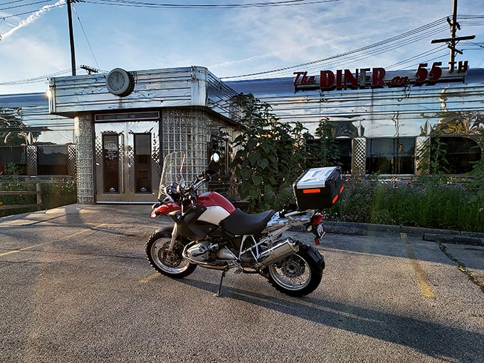 The Diner on 55th gleams in silver streamlined glory&mdash;Airstream meets appetite in this Cleveland time capsule.