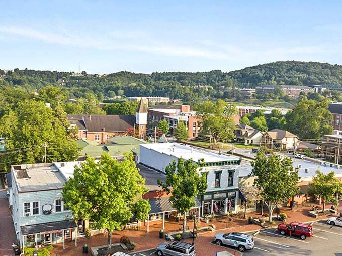 Downtown Dahlonega welcomes visitors with brick-paved charm – where history and small-town hospitality are always on the menu.