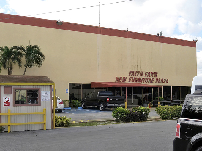 Palm trees and potential treasures &ndash; Faith Farm's sprawling building is where decorating dreams come true on a ramen noodle budget.