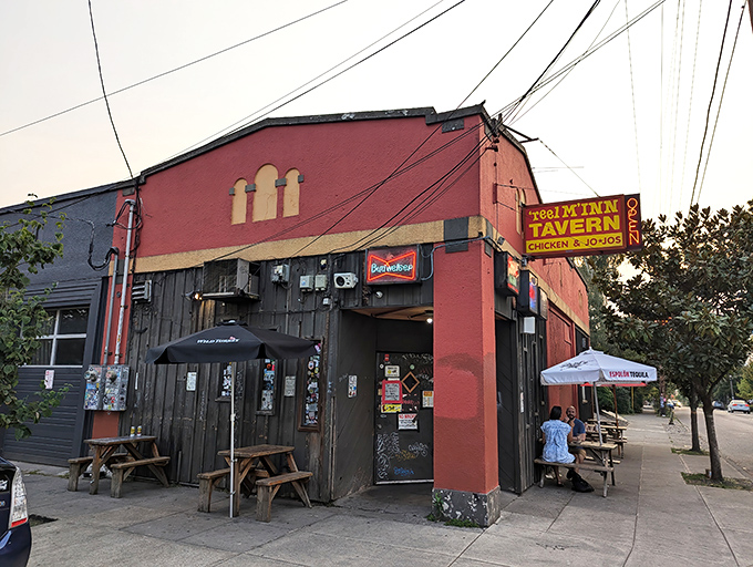 This corner tavern might look humble, but inside lurks chicken so good it should require a permit.