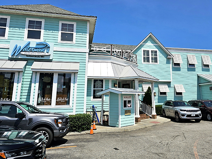 Beach dining done right! Waterman's bright exterior is like a lighthouse guiding hungry sailors to seafood paradise.