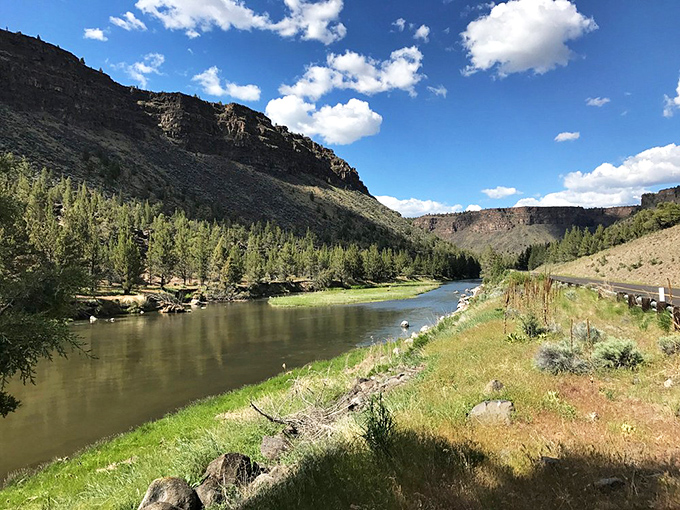 The Crooked River winds through canyon country like nature's own lazy river ride. No inner tube required, but highly recommended. 