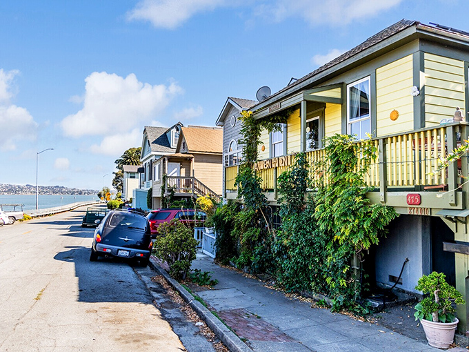 Colorful waterfront homes line the shore like a California version of a Mediterranean village&mdash;minus the euro conversion headaches.