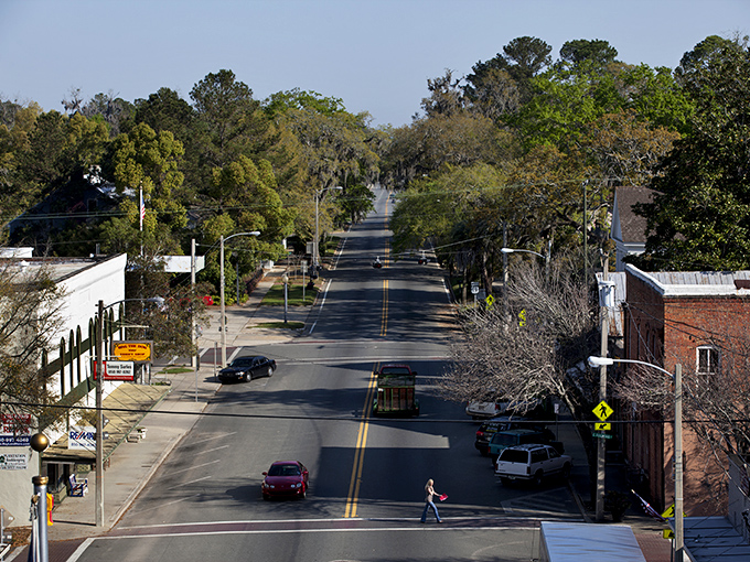 Tree-lined streets that make you want to slow down and breathe deeper&mdash;Monticello's canopy roads are nature's answer to cathedral ceilings.