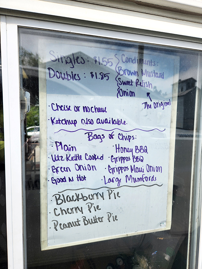 Simplicity is the ultimate sophistication on Crabill's handwritten menu. When your food is this good, you don't need fancy typography or overwhelming options.