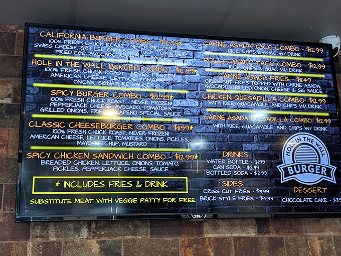 A menu board that gets straight to the point: fresh chuck roast, never frozen, and combinations that make decision-making deliciously difficult.