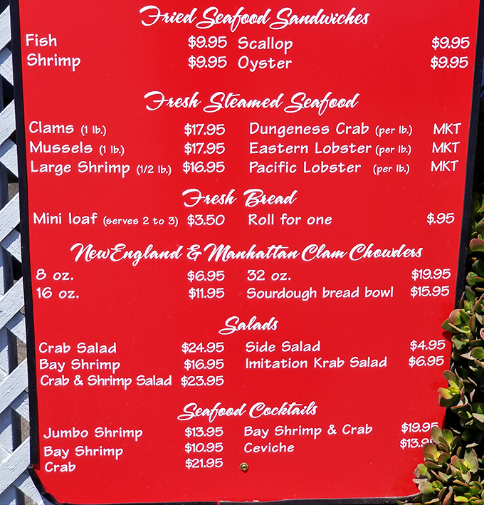Fresh catches displayed on red boards prove that sometimes the best menus are refreshingly straightforward. 